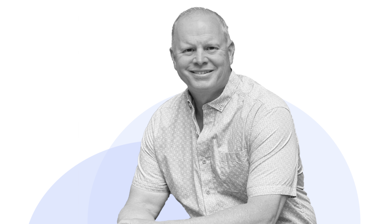 Julian Castelli | Helping Tech Founders & CEOs Climb the Growth Mountain